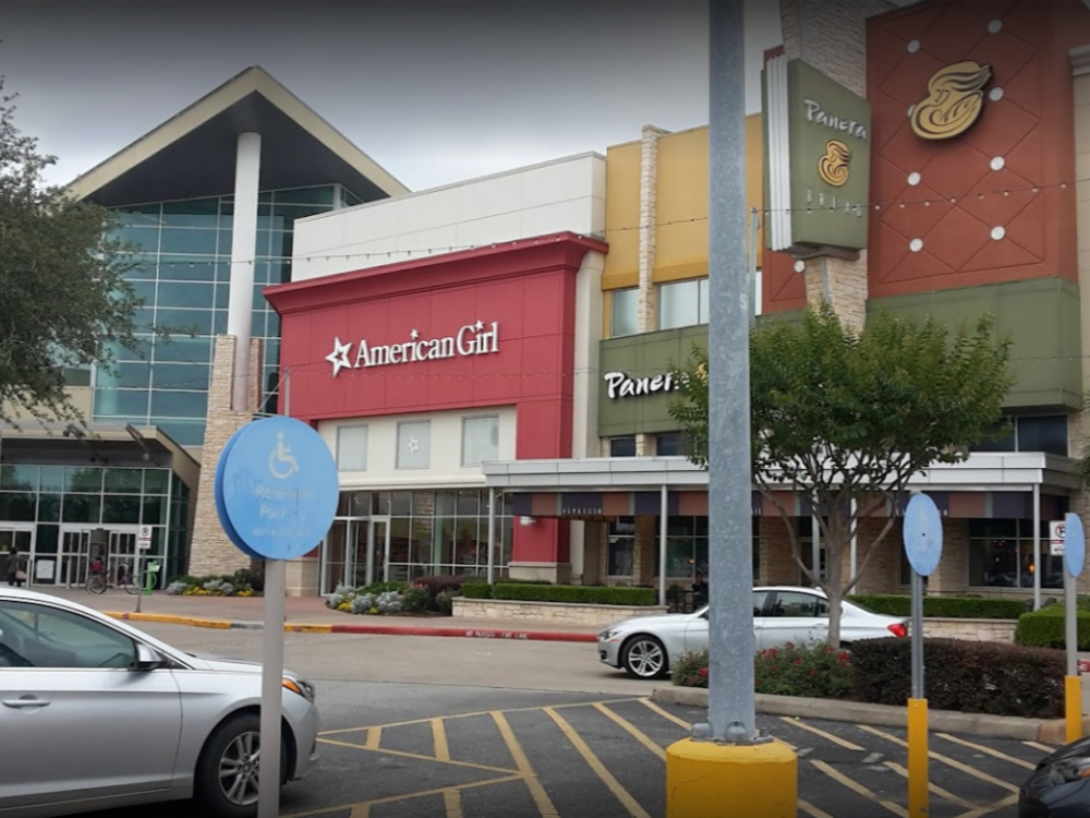 Memorial City Mall | Twinity Luxury Rentals