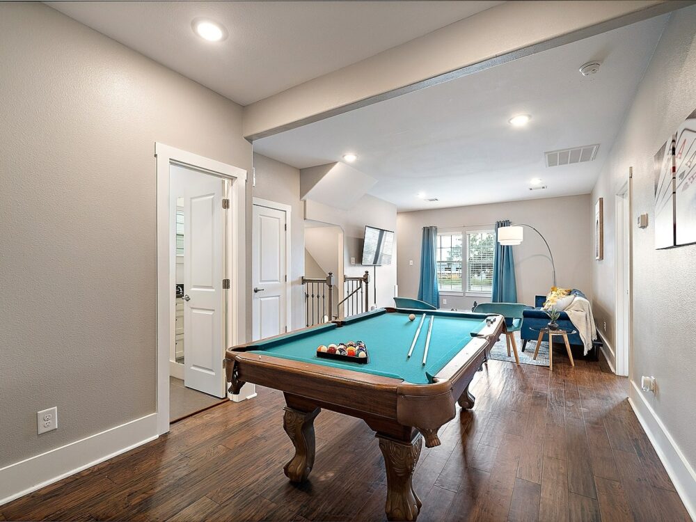 Majestic Htown Home • Game Room • Backyard W/Grill • Rooftop • Outdoor ...
